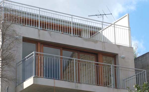 Balustrade, Balusters and Frieze by Classic Cast Iron